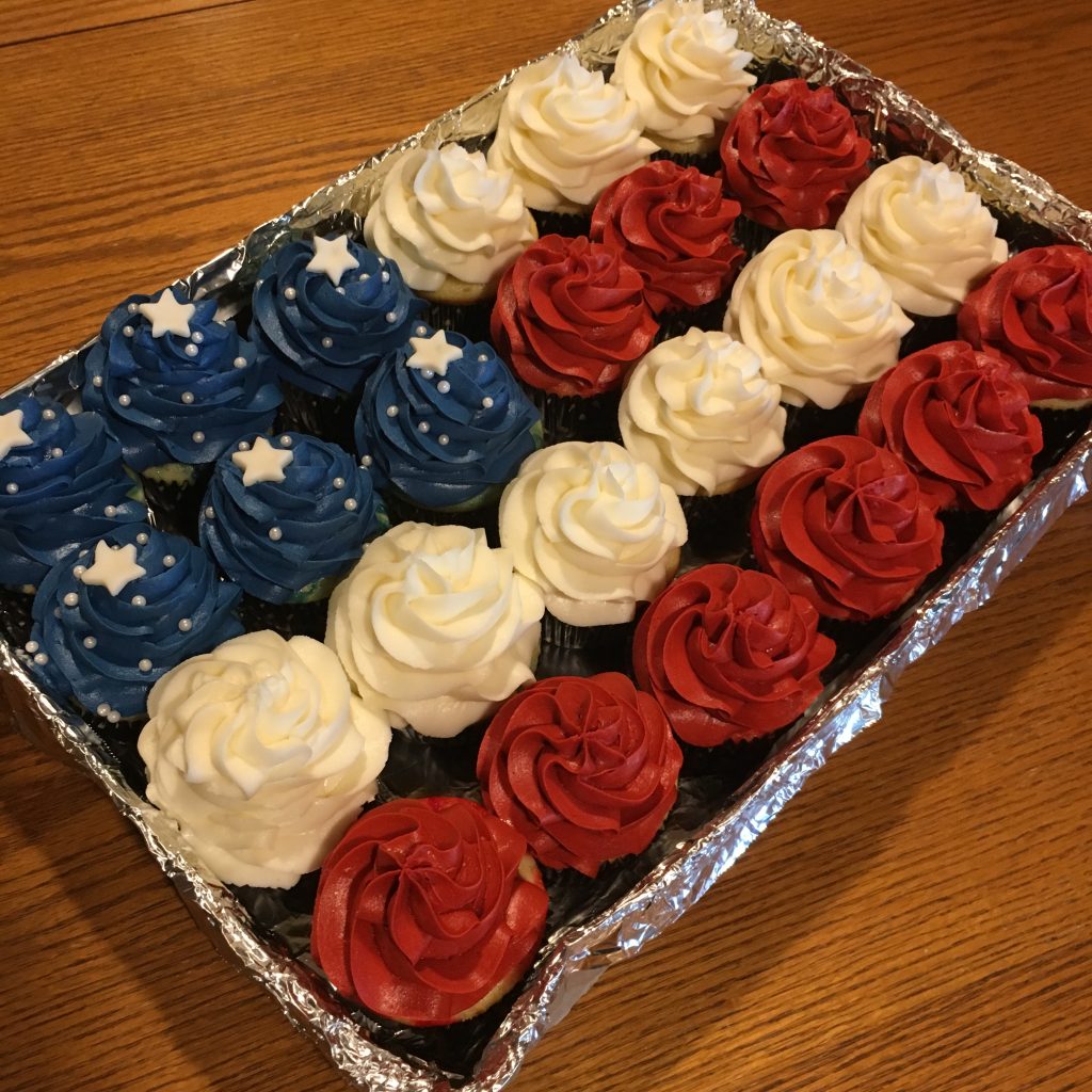 American Flag Cupcakes ~ Intensive Cake Unit