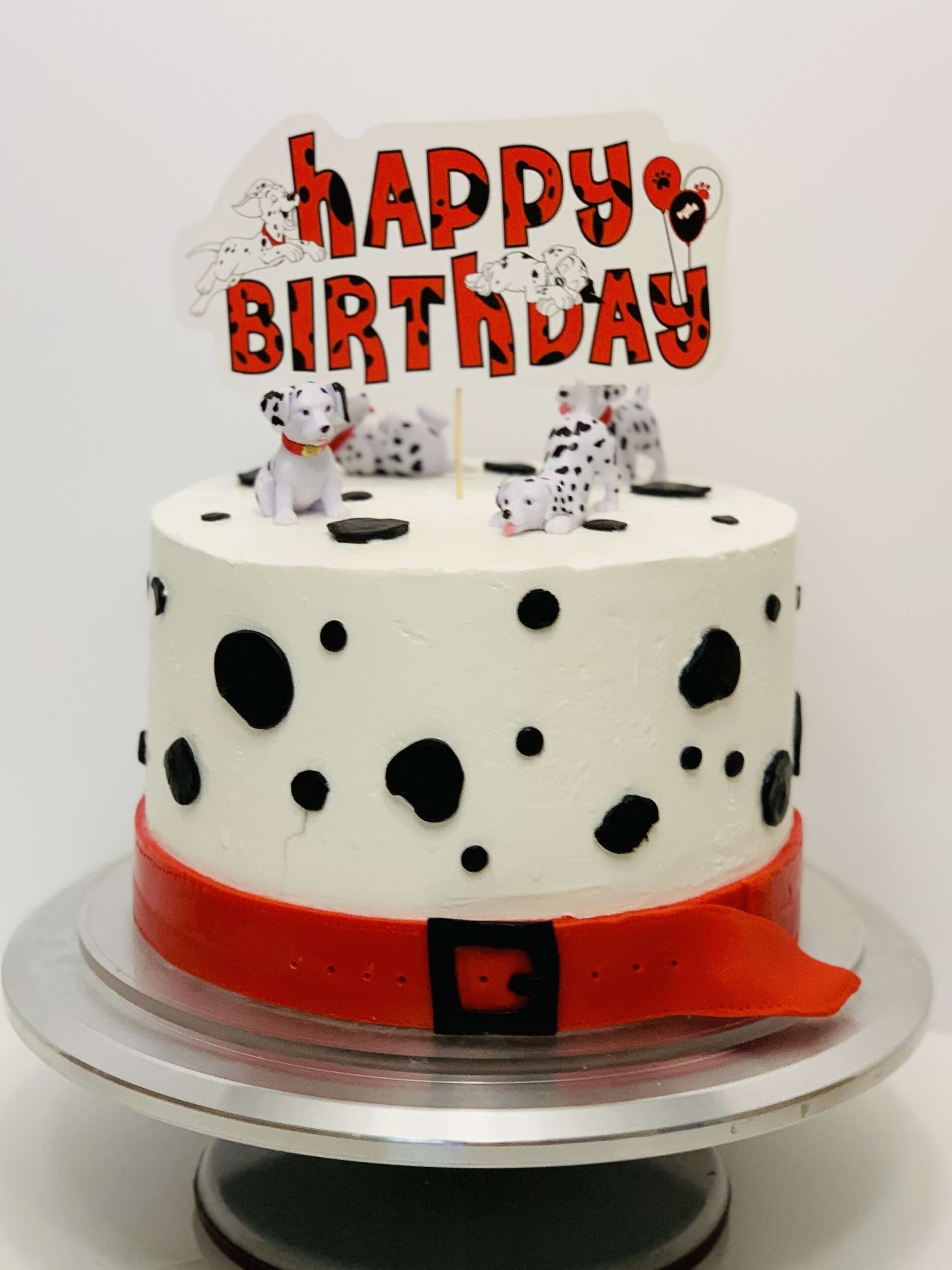 101 Dalmatians cake ~ Intensive Cake Unit