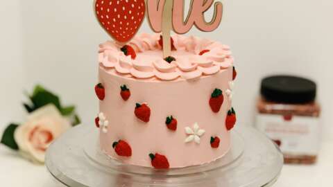 Berry First Birthday Cake ~ Intensive Cake Unit